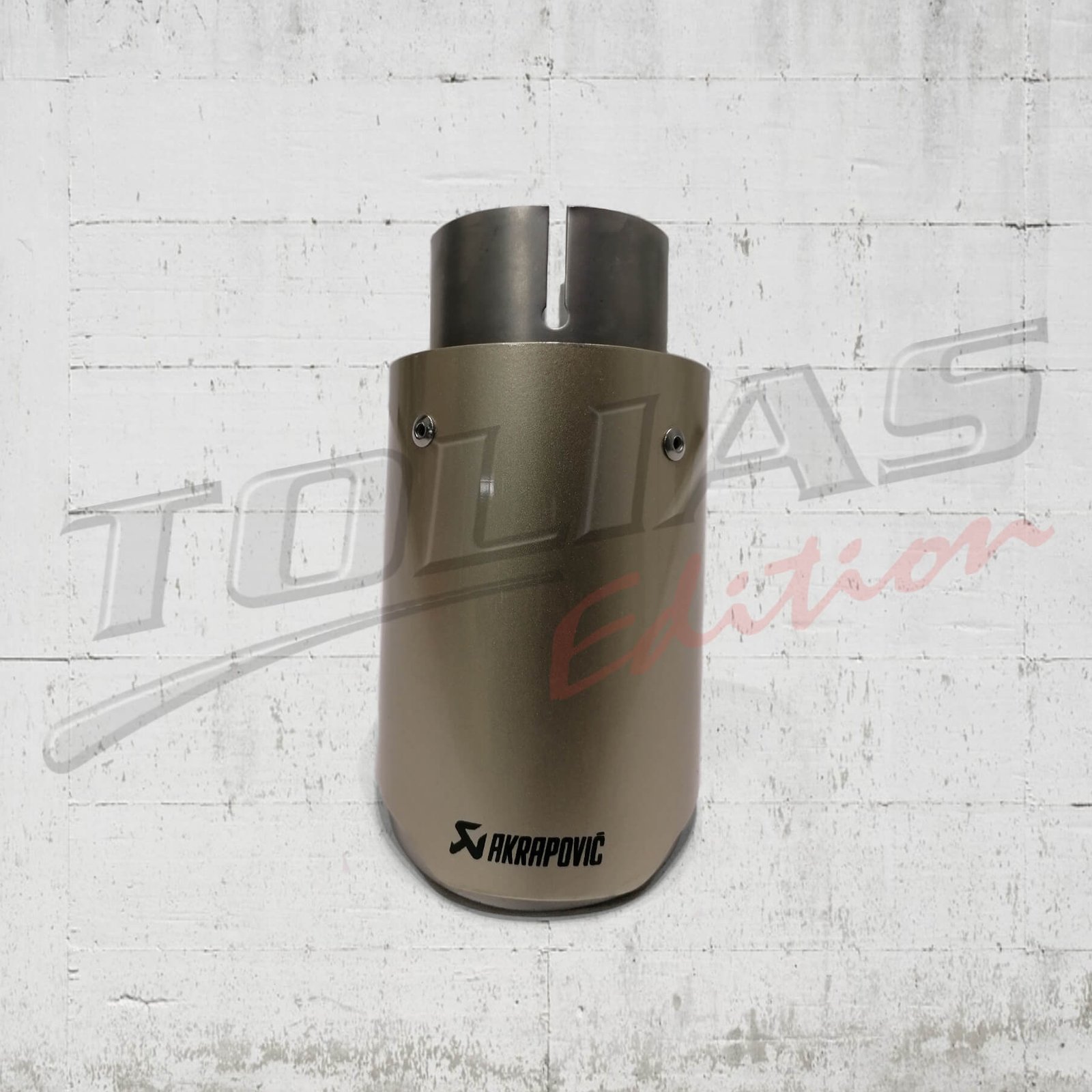SINGLE EXHAUST TIP TYPE AKRAPOVIC GOLD