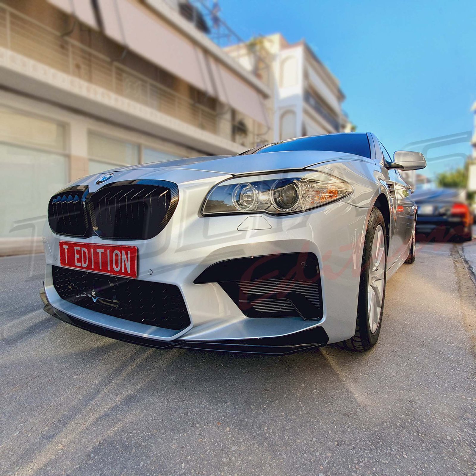 BMW SERIES 5 F10 10-13 & 13-16 LCI FRONT BUMPER TYPE M5 UPGRADE TO G30 LCI