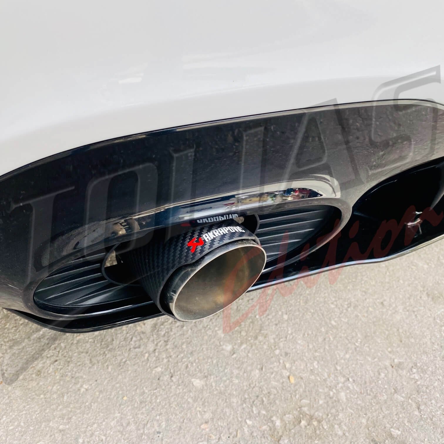 SINGLE EXHAUST TIP TYPE AKRAPOVIC SMART