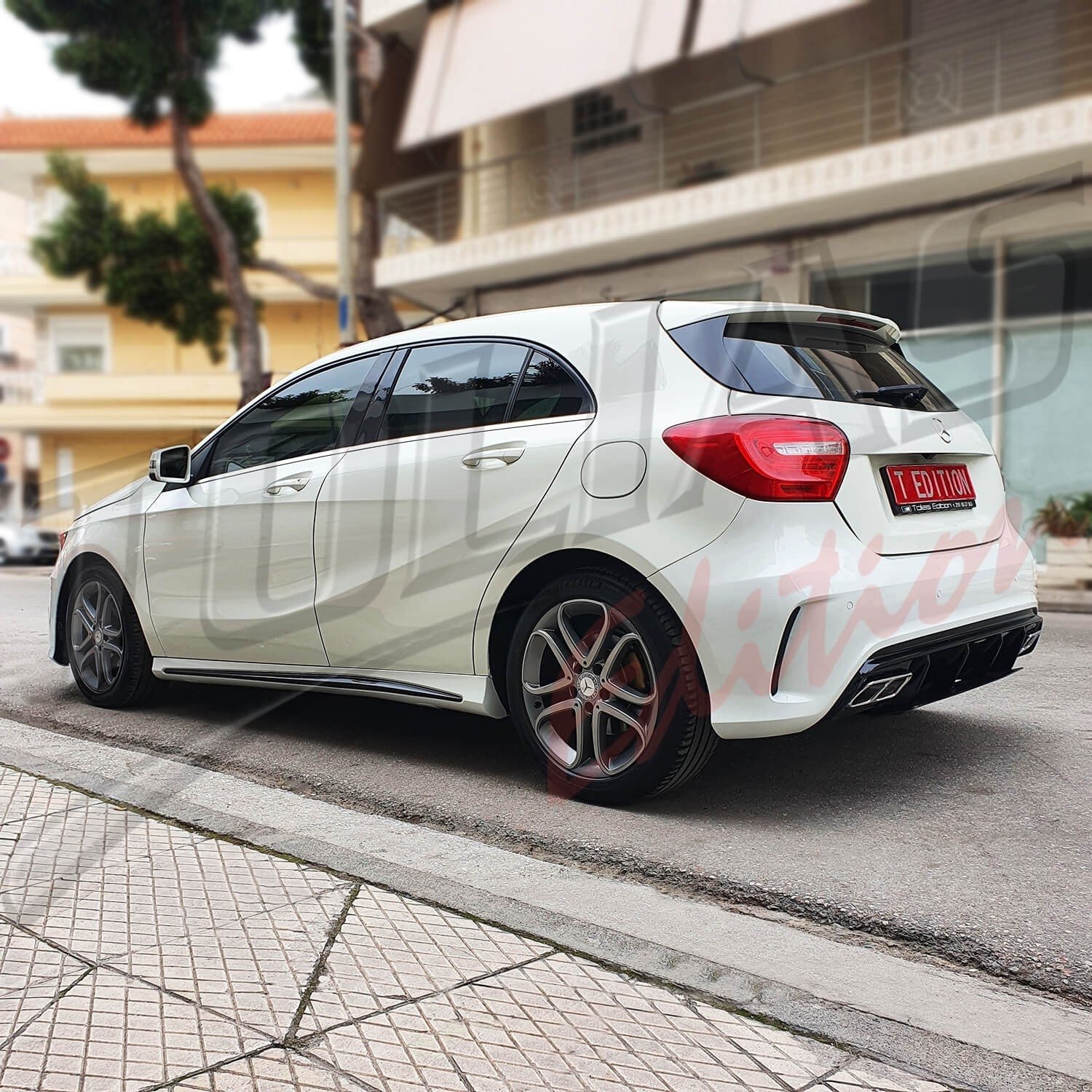 MERCEDES A CLASS W176 12-15 & 15-18 EXHAUST TIPS TYPE A45 AMG