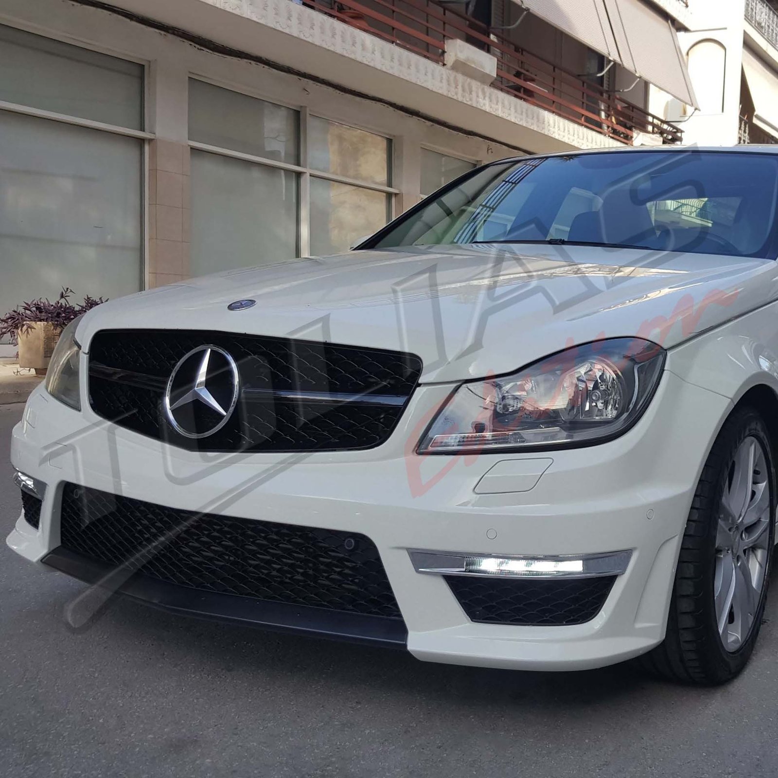 MERCEDES C CLASS W204 DAYTIME/ DAYLIGHT RUNNING LIGHT DRL SET TYPE C63 AMG