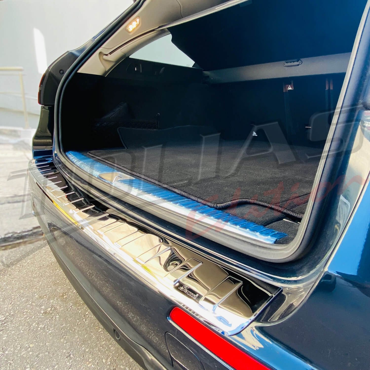 MERCEDESE CLASS S213 ESTATE16-20 REAR BUMPER PROTECTOR