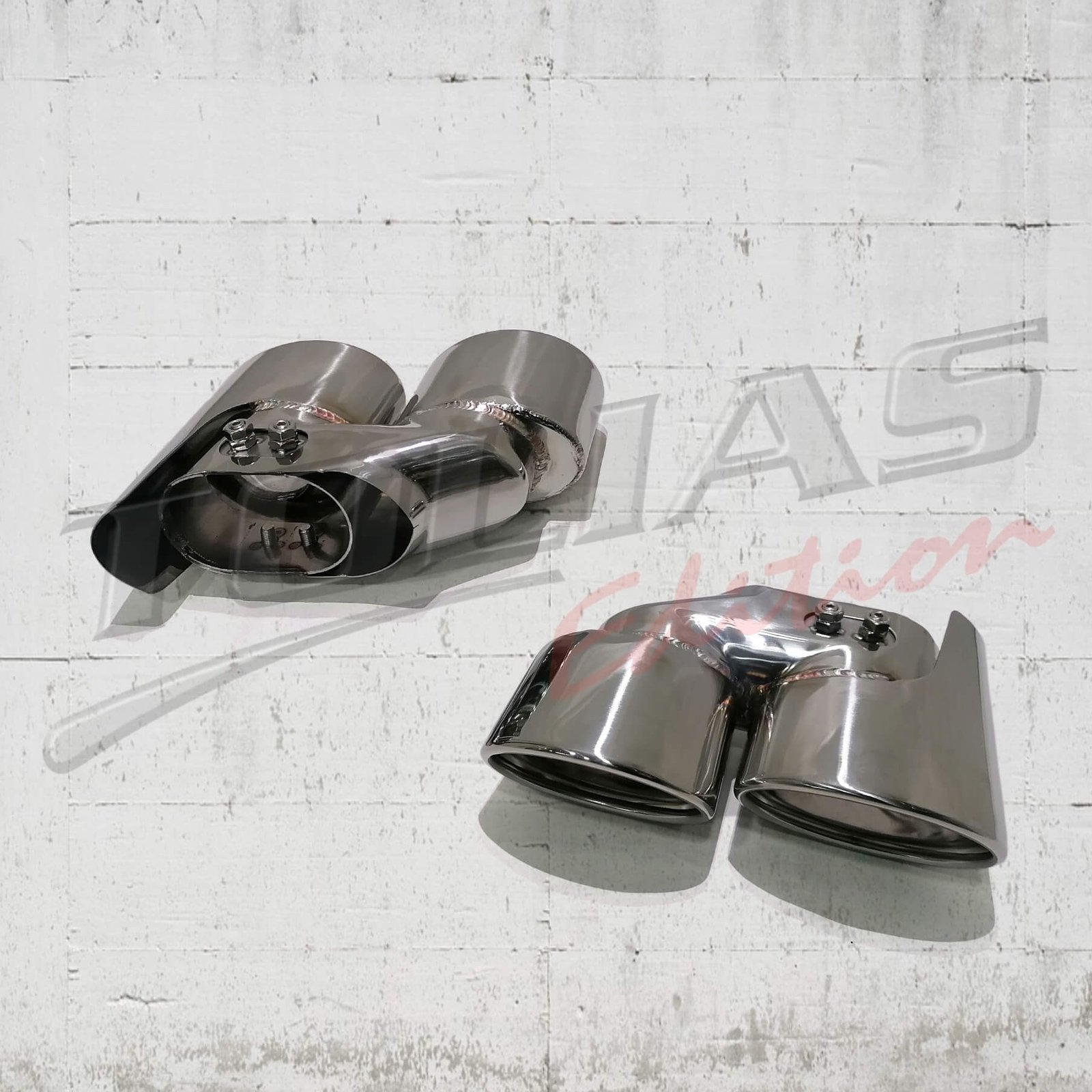MERCEDES W211/ W204/ W221 EXHAUST TIPS TYPE 63 AMG OVAL