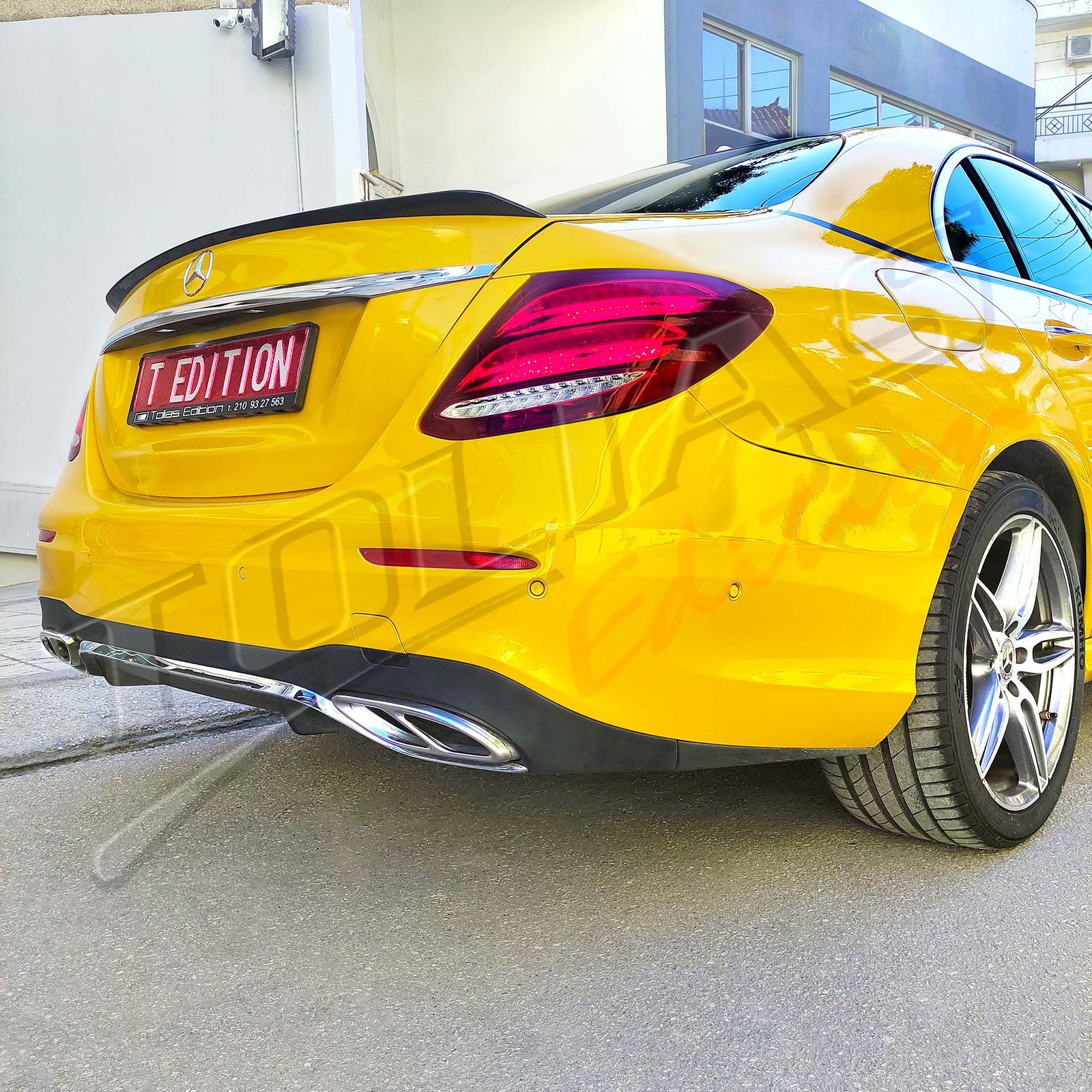 MERCEDES E CLASS W213 16-20 & 20- SEDAN REAR BUMPER TRIMS