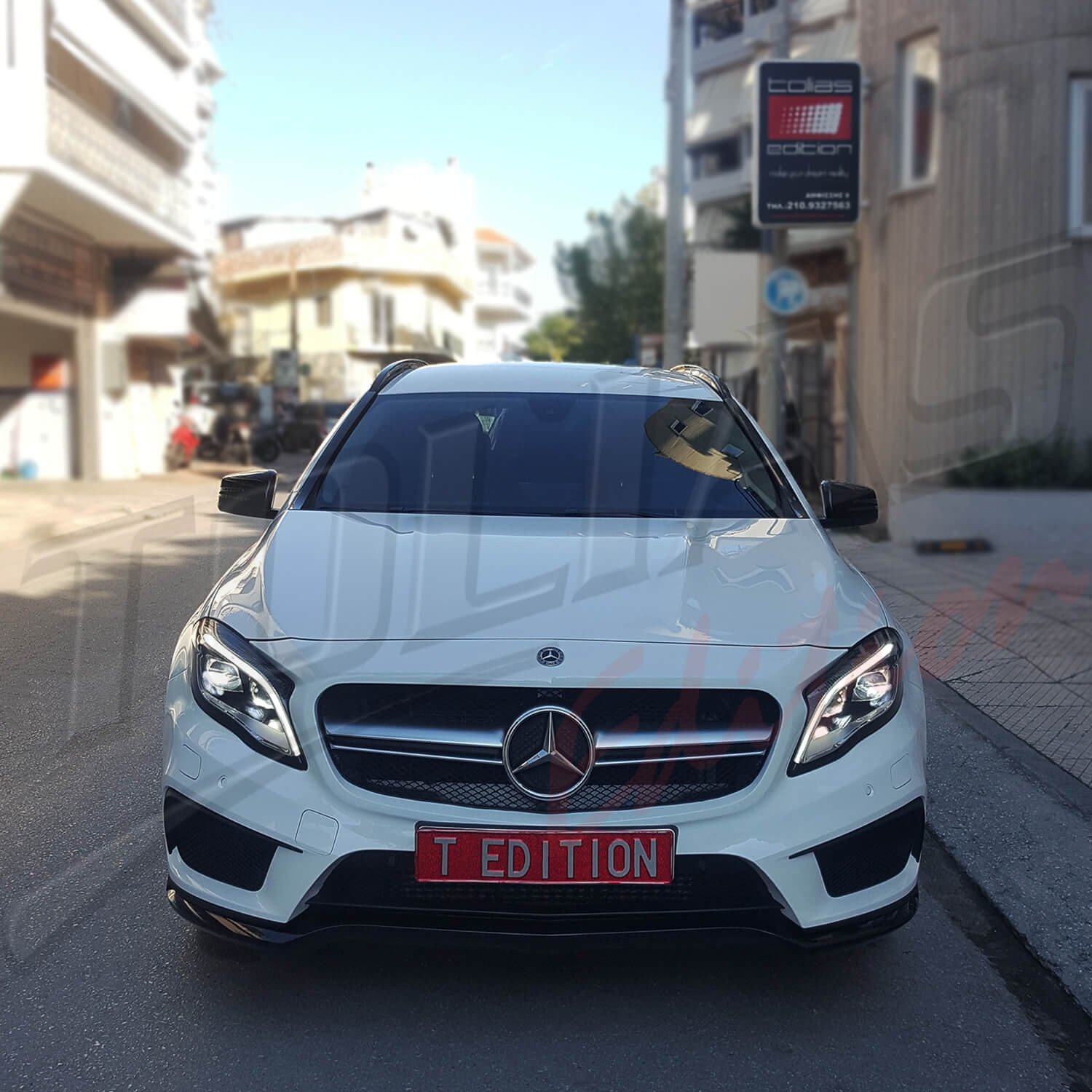 MERCEDES GLA X156 14-17 HEAD LIGHTS TYPE DYNAMIC LED